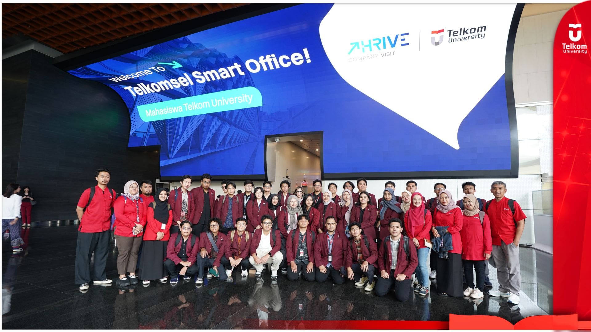 Mahasiswa Telkom University dan Thrive Lakukan Company Visit ke Telkomsel Smart Office - Telkom ...
