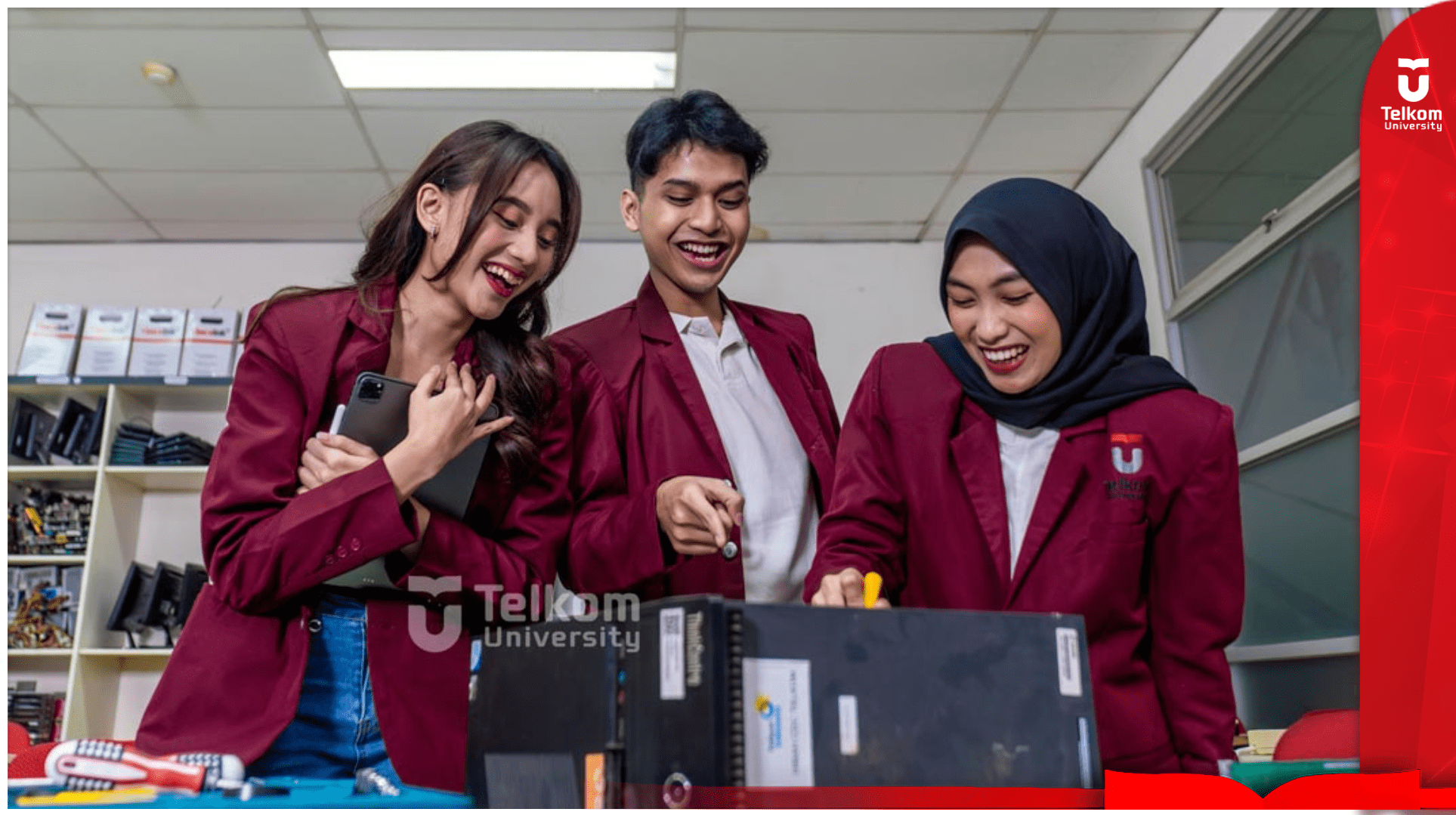 Tertarik Software dan Hardware? Akan Dipelajari di Teknik Komputer - Telkom University